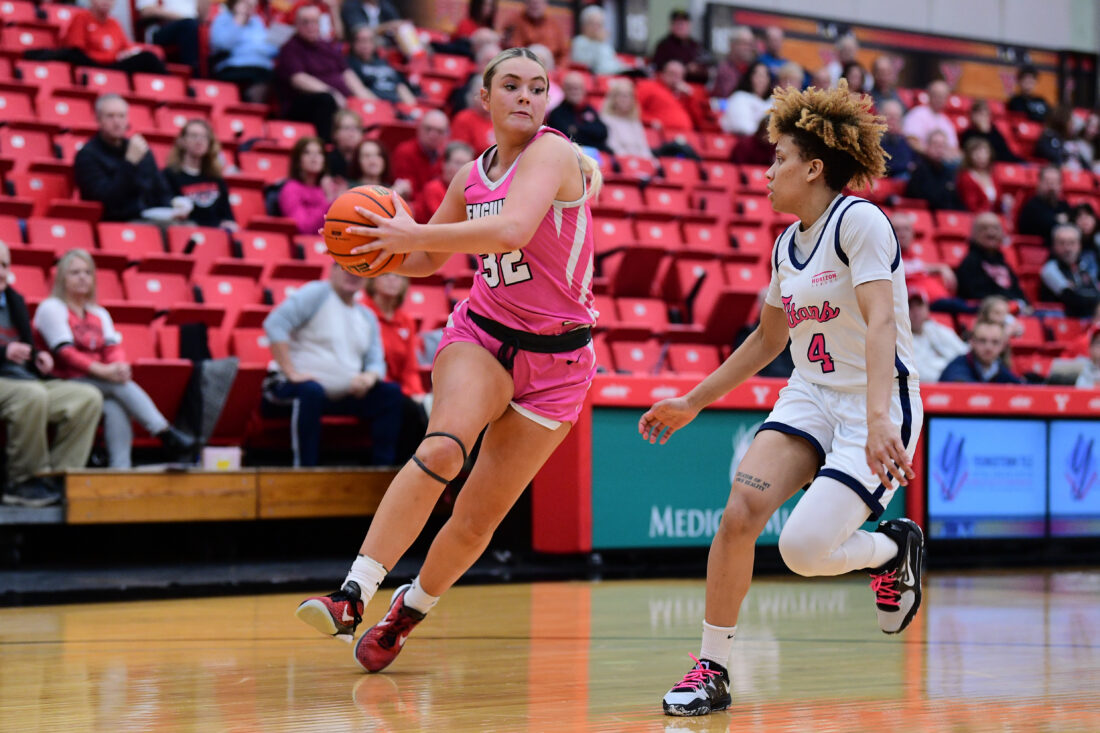 Youngstown State grinds out 72-67 win over Detroit Mercy | News, Sports ...